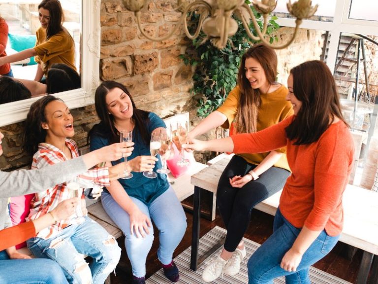 5 Wonderful Girls Weekend Getaways in the Midwest & Great Lakes ...