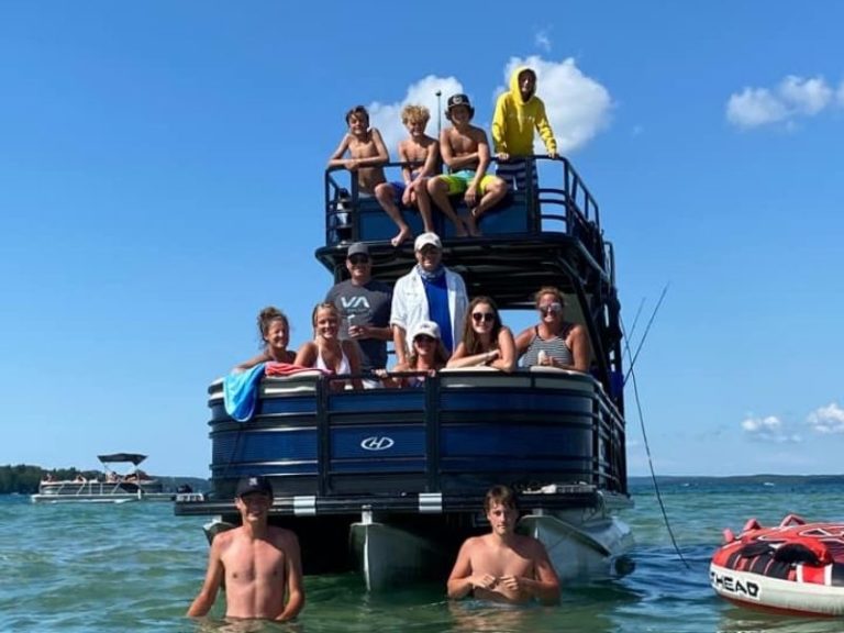 Torch Lake Michigan Guide: Sand Bars, Snack Boats & Unmatched Fun ...