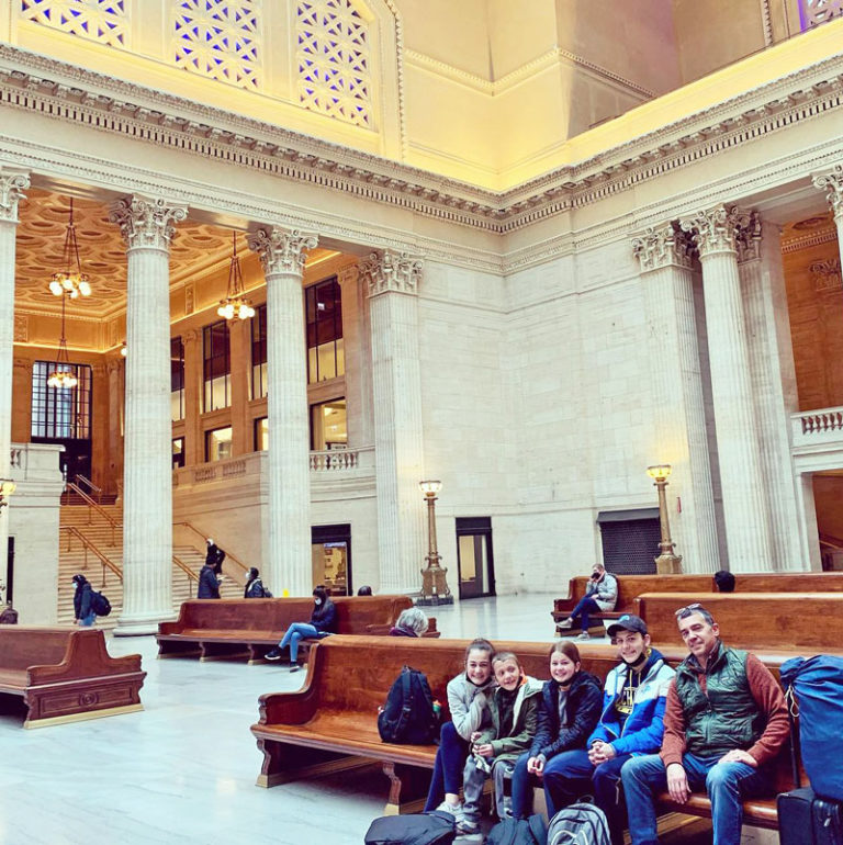 Looking to Take the Train to Chicago? Here are 2 Easy Ways to Take the ...