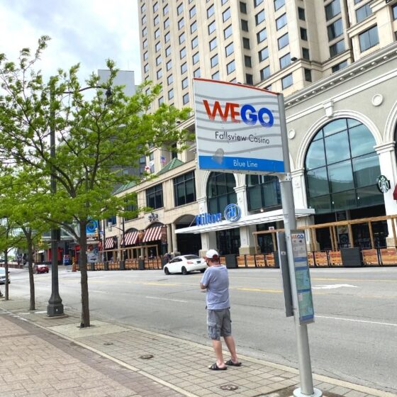 Niagara Falls Canada Side: 20+ Best Things to Do - Boat Tours, Tunnel ...