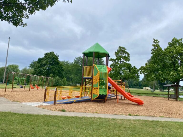 Lamar Park 2024: Play Disc Golf & Visit the Big Splash Pad at Wyoming's ...