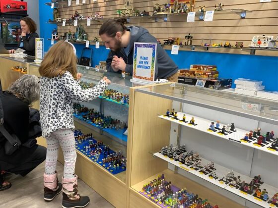 All About Bricks & Minifigs: GR's Trade, Buy & Sell LEGO® Shop - grkids.com