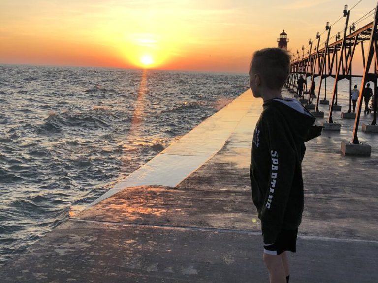 Grand Haven MI: 22 Best Things to Do, Plus Where to Stay & Eat - grkids.com