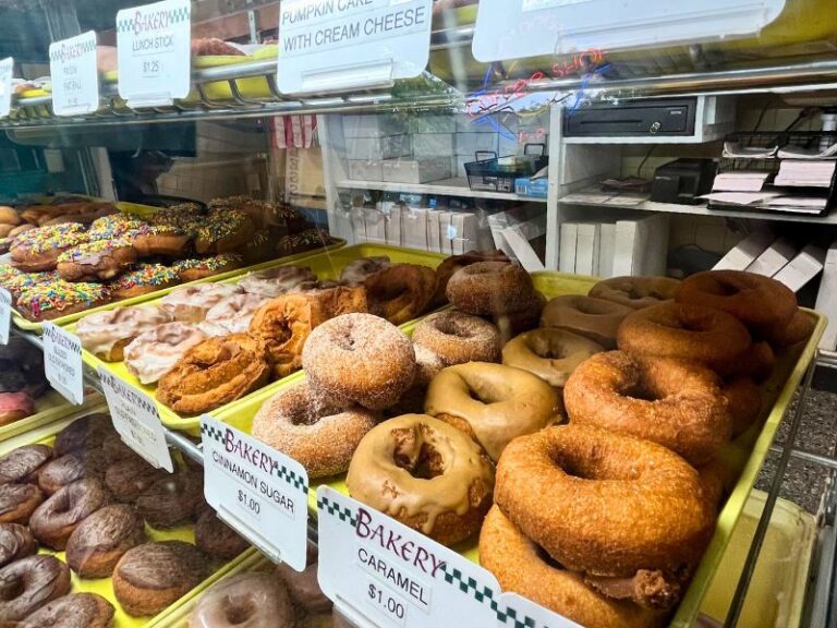 Van's Pastry Shoppe: GR's Oldest Bakery is Mom & Pop Donut Stop #2 ...