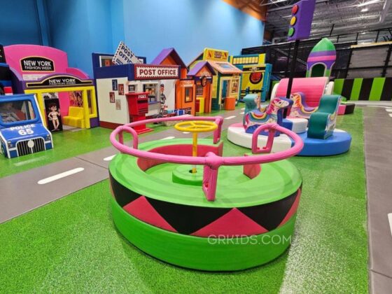 NOW OPEN: Fun Park at Rivertown Crossings - 'Soar N Bounce' - is ...