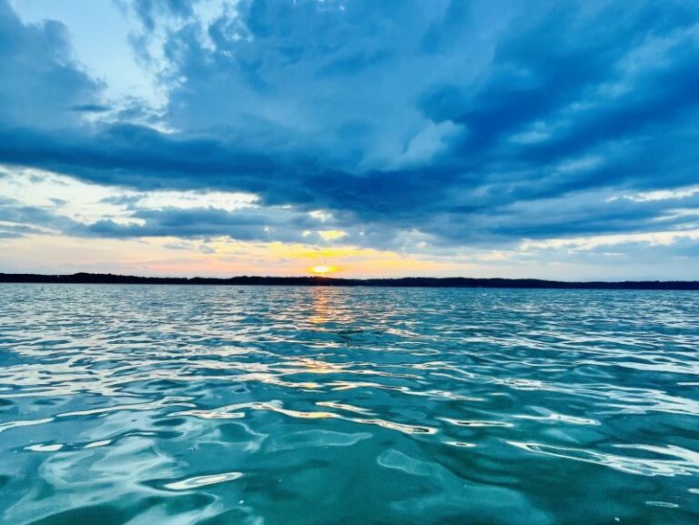 Torch Lake Michigan Guide: Sand Bars, Snack Boats & Unmatched Fun ...