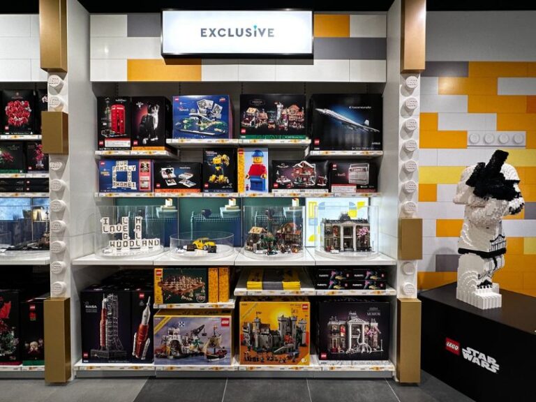 New Grand Rapids LEGO Store is Open at Woodland Mall! - grkids.com
