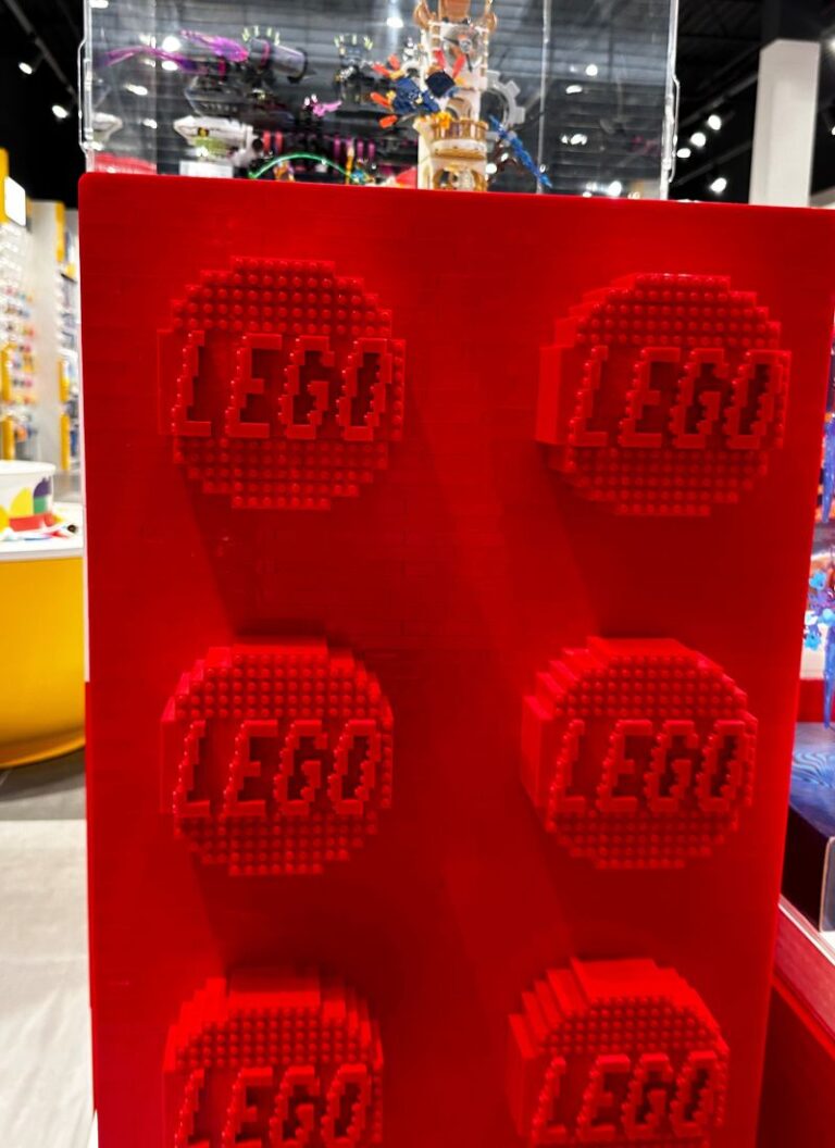 New Grand Rapids LEGO Store is Open at Woodland Mall! - grkids.com